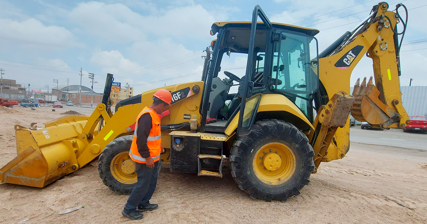 Curso de Operador de Retroexcavadora – Grupo Flk Sac